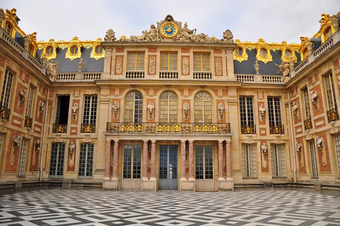 Giverny Monet's House & Versailles Palace Private Day Trip from Paris - FAQs