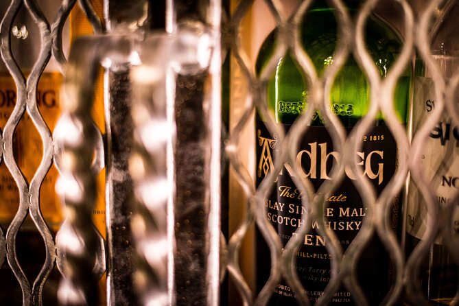 90-minute introduction to Whisky in the Old Town of Edinburgh - Key Points