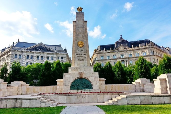 Communism in Hungary with a Historian - Walking Through the Historic Sites: What to Expect