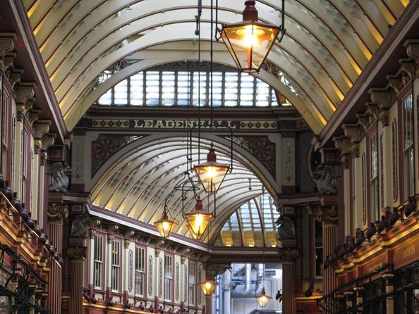 Harry Potter Coach Tour of Filming Locations - Key Points