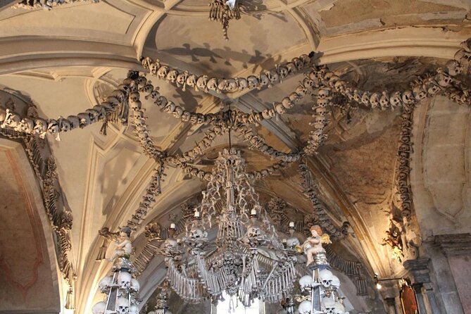Kutná Hora & Bone Church (with admissions) - Introduction