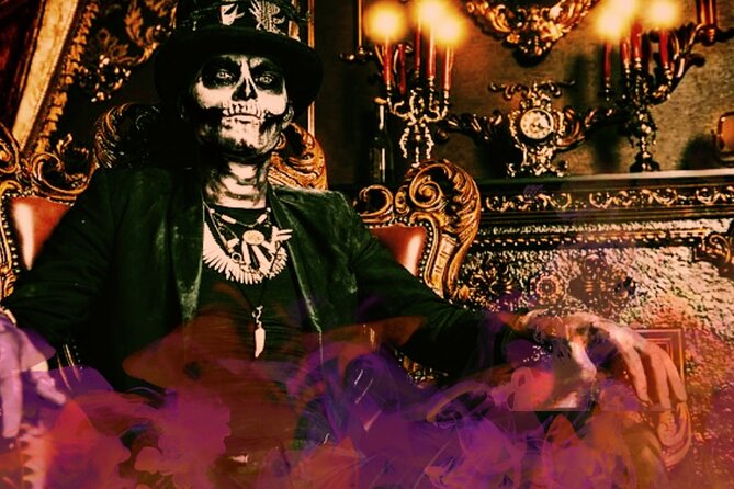 New Orleans Premier Ghost, Voodoo & Vampire Walking Tour - Exploring the Dark Corners of New Orleans: A Closer Look at the Ghost, Voodoo & Vampire Tour