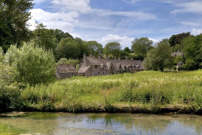 Private Cotswold Villages Day Tour see the beauty of the Villages - Key Points