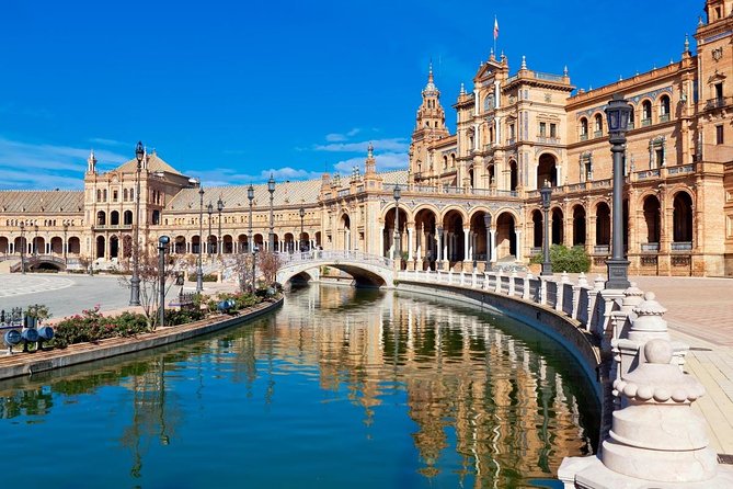 Private Tour Jewish Quarter, center and Plaza de España - An Authentic, Eye-Opening Tour of Seville