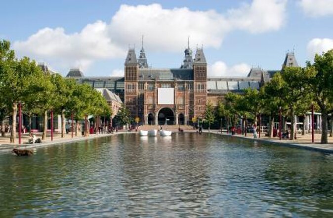 Rijksmuseum Amsterdam Private Guided Tour With Reserved Entry - Key Points