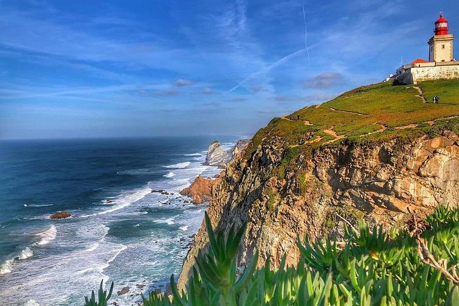 Sintra Cascais 4x4 Land Rover Photo Panoramic Private Tour - The Guide and Transportation