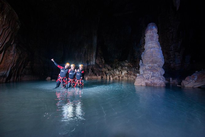 Small-Group Cova de Coloms Sea Caving Tour in Mallorca - The Itinerary: A Closer Look at the Caving Experience