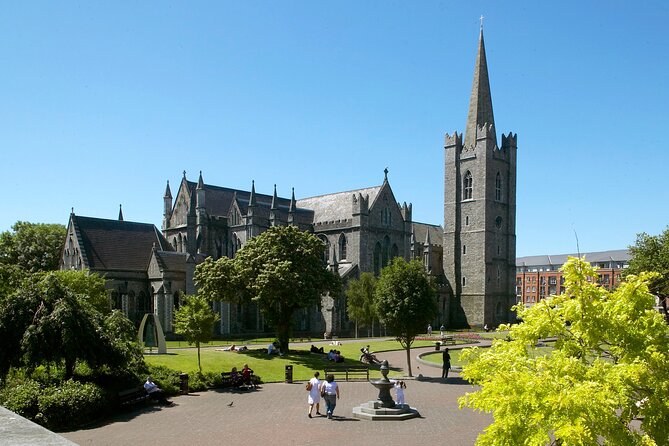 St Patrick's Cathedral, Book of Kells and Dublin Castle Tour - Key Points