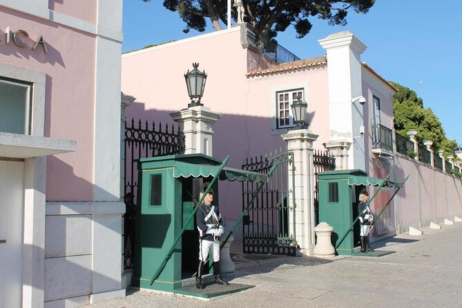 Tuk Tuk Tour Lisbon-Belém 4 H - Key Points