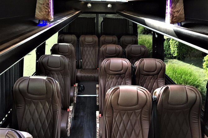 1-15 persons Taxi or Bus Transfer Amsterdam in Amsterdam City