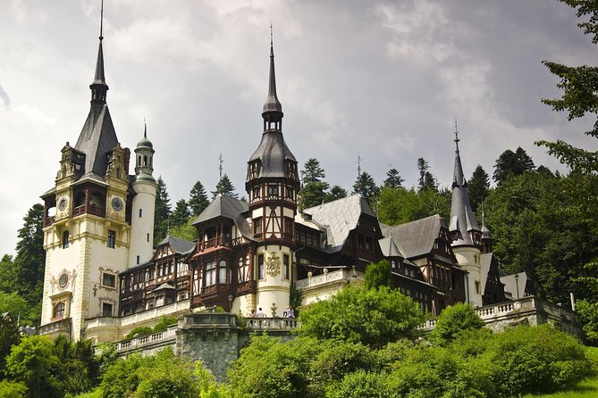 2-Day Small-Group Tour to Dracula's Castle, Rasnov Fortress, Peles Castle, Sighisoara and Libearty Brown Bear Sanctuary with Overnight in Brasov - Final Thoughts