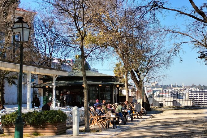 4 Hour Private Tuk Tuk Tour in Lisbon - Who Is This Tour Best Suited For?