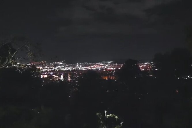 4 Hours Private Night Tour in Athens with a pickup - A Closer Look at the 4-Hour Athens Night Tour