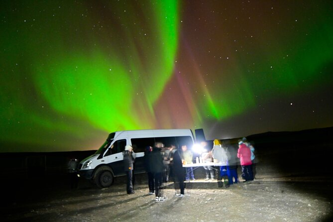 4x4 Minibus Northern Lights with Photo and snacks from Reykjavik - The Experience: A Close Look at the Tour Itinerary