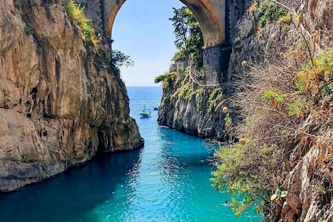 Amalfi Coast Swim Experience with Lifeguard - The Charm of Swimming Along the Amalfi Coast