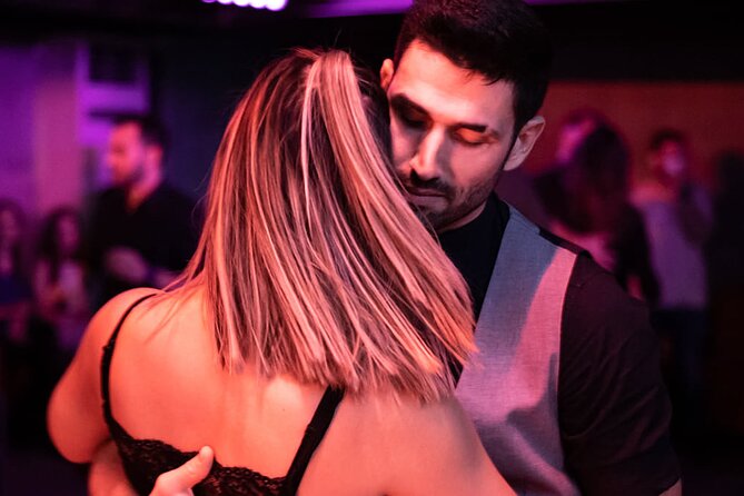 Athens Salsa Lovers dancing experience - What to Expect from the Athens Salsa Lovers Experience
