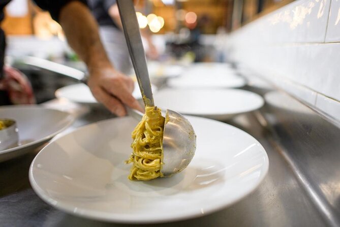 Authentic Roman Restaurant Dining Experience - Key Points