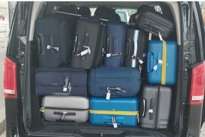 Barcelona City to Cruise Port Private Transfer - The Experience in Detail