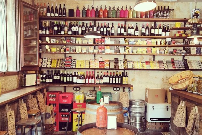 Barcelona Tapas & Wine Experience as a Local at Hidden Wineries - What to Expect from the Tour