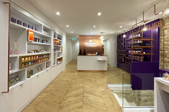 Classical Perfume Workshop in Paris Ier - The Itinerary in Detail
