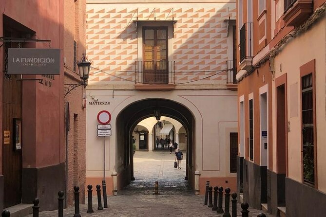 Contrasts of Seville - Key Points