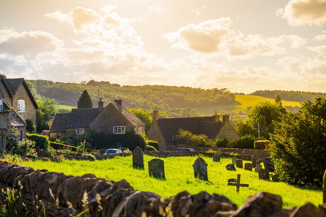 Cotswolds Village Private Car Tour and Photoshoot - An Introduction to the Cotswolds Private Car Tour and Photoshoot