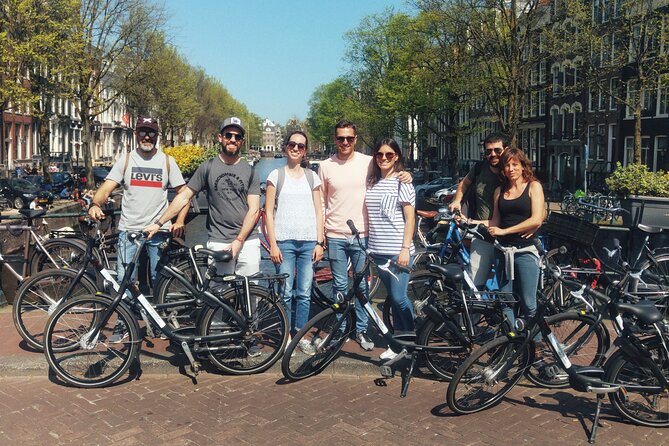 Daily group bike tour in Spanish. - What Makes This Tour Stand Out?