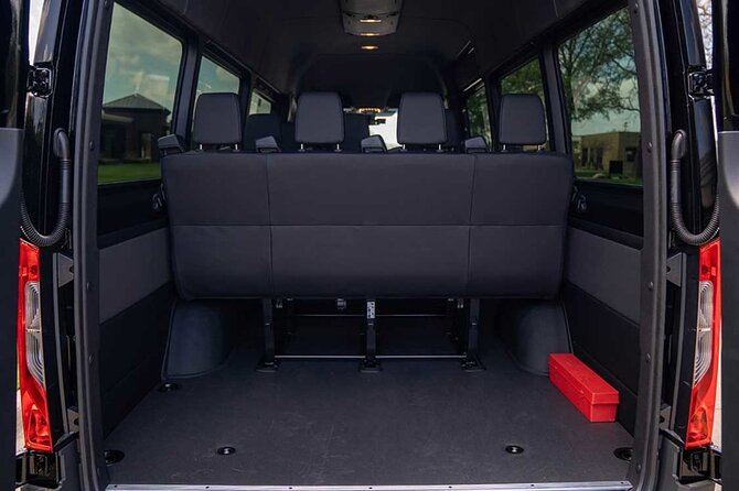 Departure Private Transfer Madrid to MAD Airport in a Minibus - Key Points