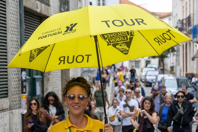 Discover Bairro Alto's Hidden Gems and Stunning Viewpoints - Authenticity and Local Flavor