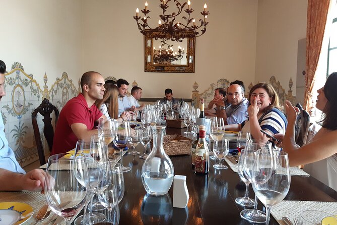 Douro Valley Wine Experience with a Sommelier - The Transport and Group Size