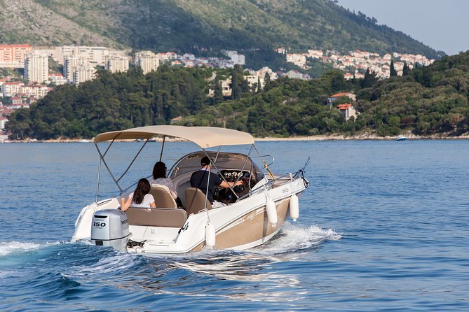 Dubrovnik Private Speed Boat Tour to the Islands - An Up-Cront of the Tour Experience