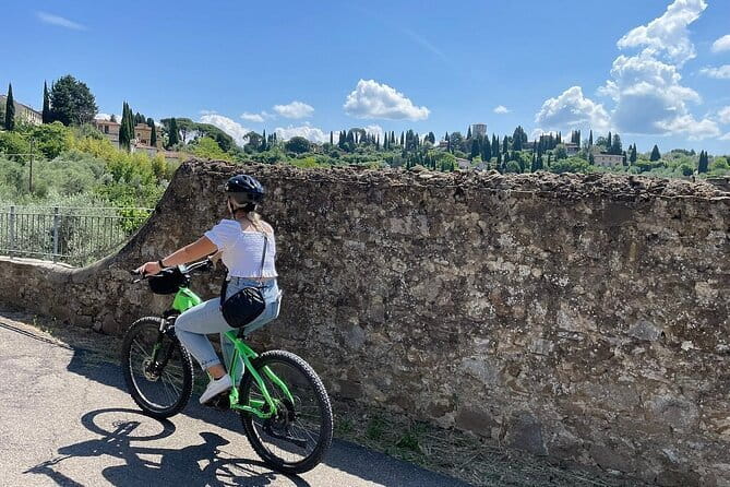 E-bike 2.5 hour Florence & Tuscany With Fresh Olive Oil and Bread - Discovering the Itinerary and What to Expect