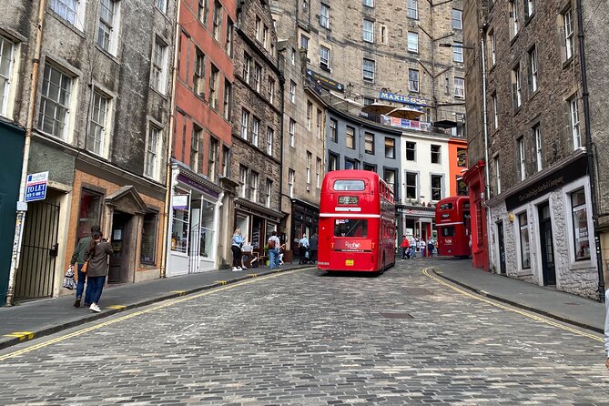 Edinburgh Half Day Guided Private Tour in a Premium Minivan - An In-Depth Look at the Tour Experience