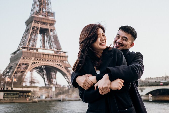 Eiffel Tower Private Photoshoot With a Professional Photographer - The Real Value of This Photoshoot