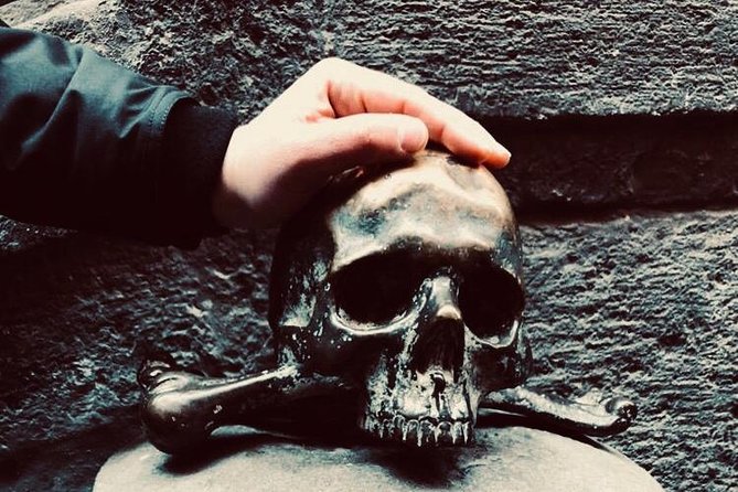 Esoteric Naples: Hidden Spots & Real Mysteries - The Guide: The Heart of the Experience