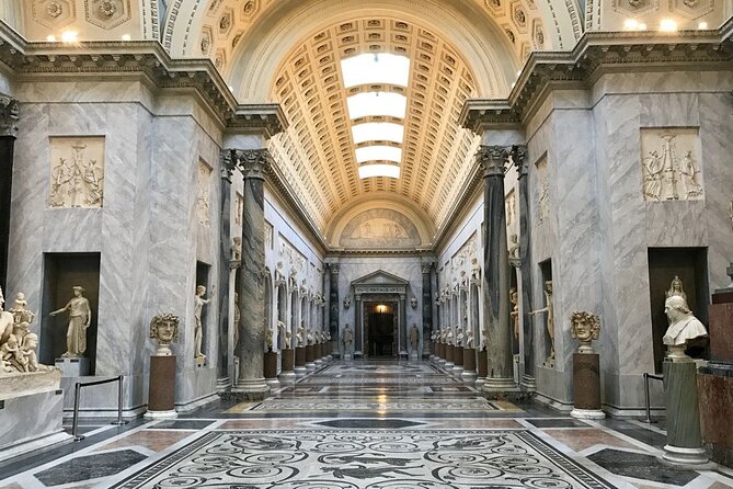 Exclusive Sunday Tour of the Vatican Museums & Sistine Chapel - Entering the Sistine Chapel