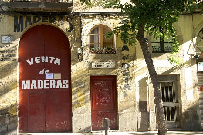 Explore Barcelona's Trendy El Born With A Local Host - Breaking Down the Itinerary