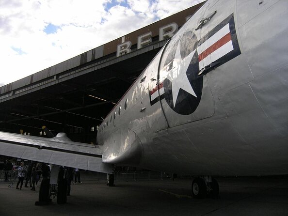 Explore Neukolln, Berlin's Artistic Area with A Local Host - An In-Depth Look at the Neukölln Tour