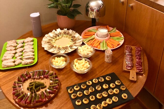 French Dinner & Cabaret Show in Artist's Home - A Unique Parisian Experience: What to Expect