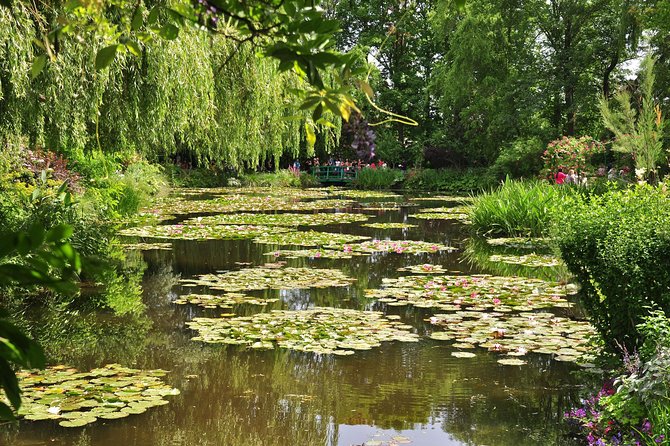 Giverny with small group - Who Should Consider This Tour?