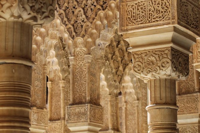 Granada Day Trip: Alhambra & Nazaries Palaces from Seville - The Itinerary: What You’ll Experience