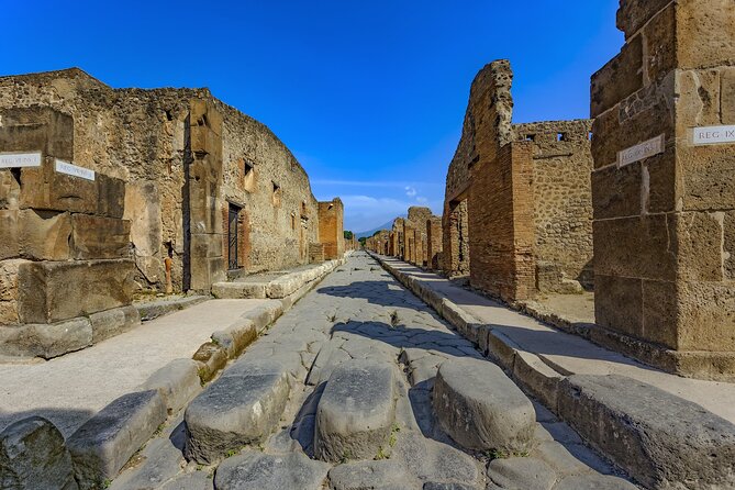 Guided tour of Pompeii excavations from Sorrento - A Practical, Well-Organized Route
