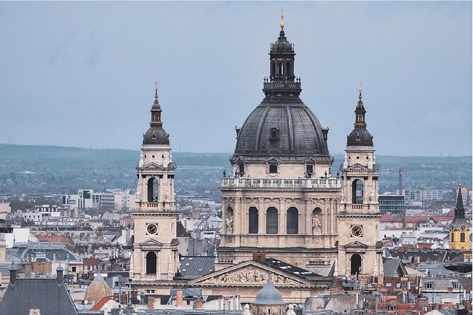 Guided Walking Tour in Budapest - Key Points