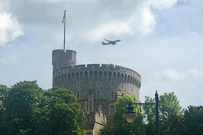 Heathrow Airport Arrival To London Via Windsor Castle - Key Points