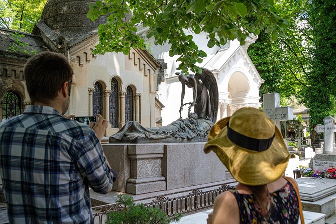 Hidden charms of Mahallopolis - An Honest Look at the Hidden Charms Tour