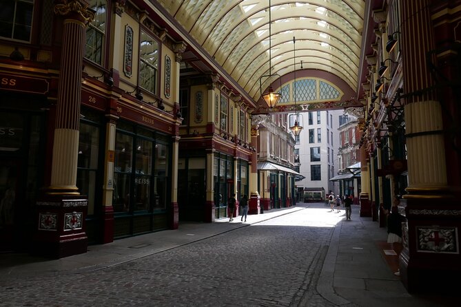Highlights of Old London Town: Walking Tour of the Square Mile - Key Points