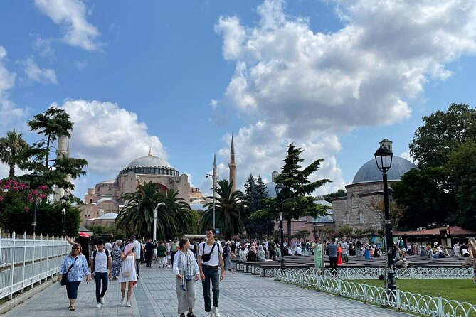 Istanbul Guided Tour Hagia Sophia, Topkapi, Cistern with Tickets - The Itinerary in Detail: What You Can Expect