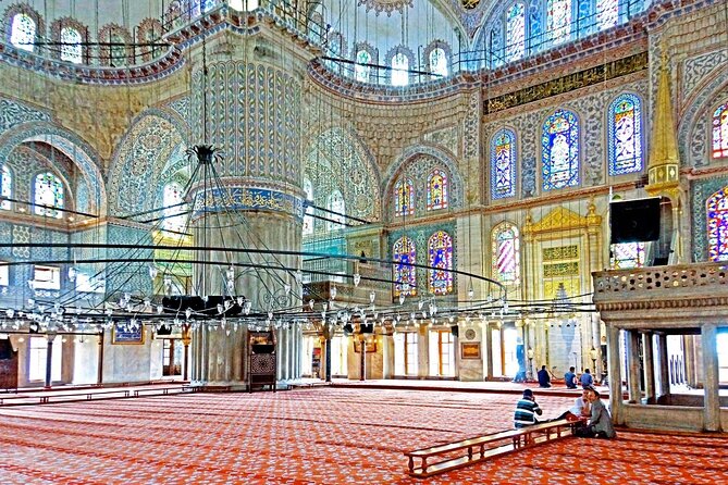 Istanbul: Hagia Sophia & Blue Mosque Guided & Small-Group Tour - Exploring Istanbul in a Half-Day