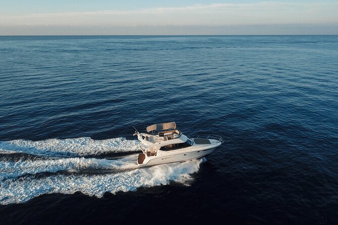 Jeanneau Prestige 42 private tours - An In-Depth Look at the Jeanneau Prestige 42 Private Tour