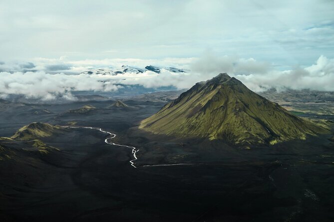 Landmarks from Above: Helicopter tour with 3 Landings - A Closer Look at the Experience